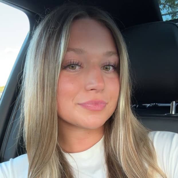 Averi Carlson (@avericarlson) / Passes