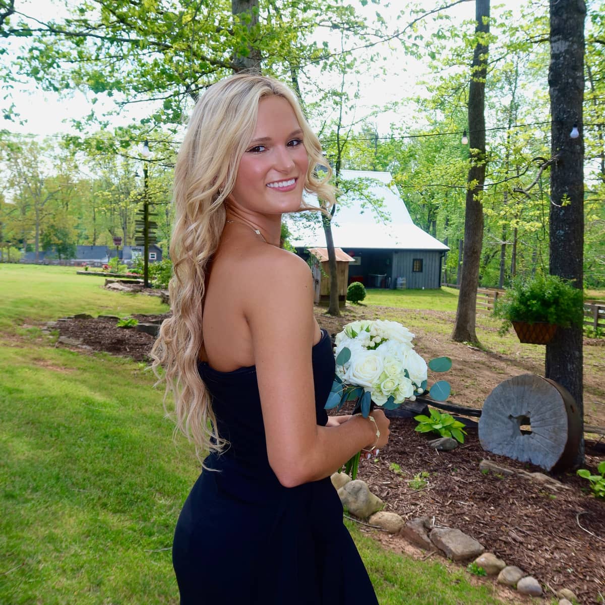 Lily Torrence (@lilytorrencee) / Passes