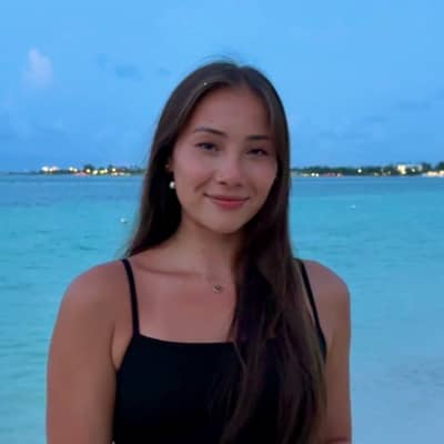 Maddie Williams (@maddiewilliams) / Passes